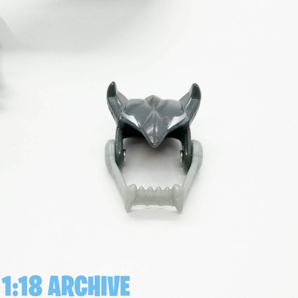 Skeletor Bat Fight : Droid of the Day – 02/27/2020 – 1:18 Action Figure ...