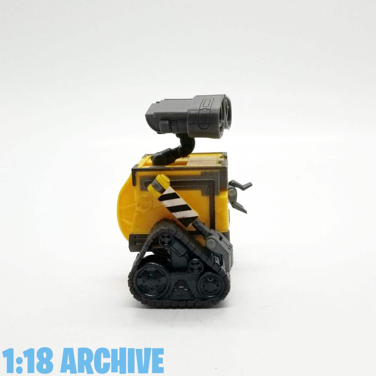 Wall-E : Droid of the Day – 03/04/2020 – 1:18 Action Figure Archive