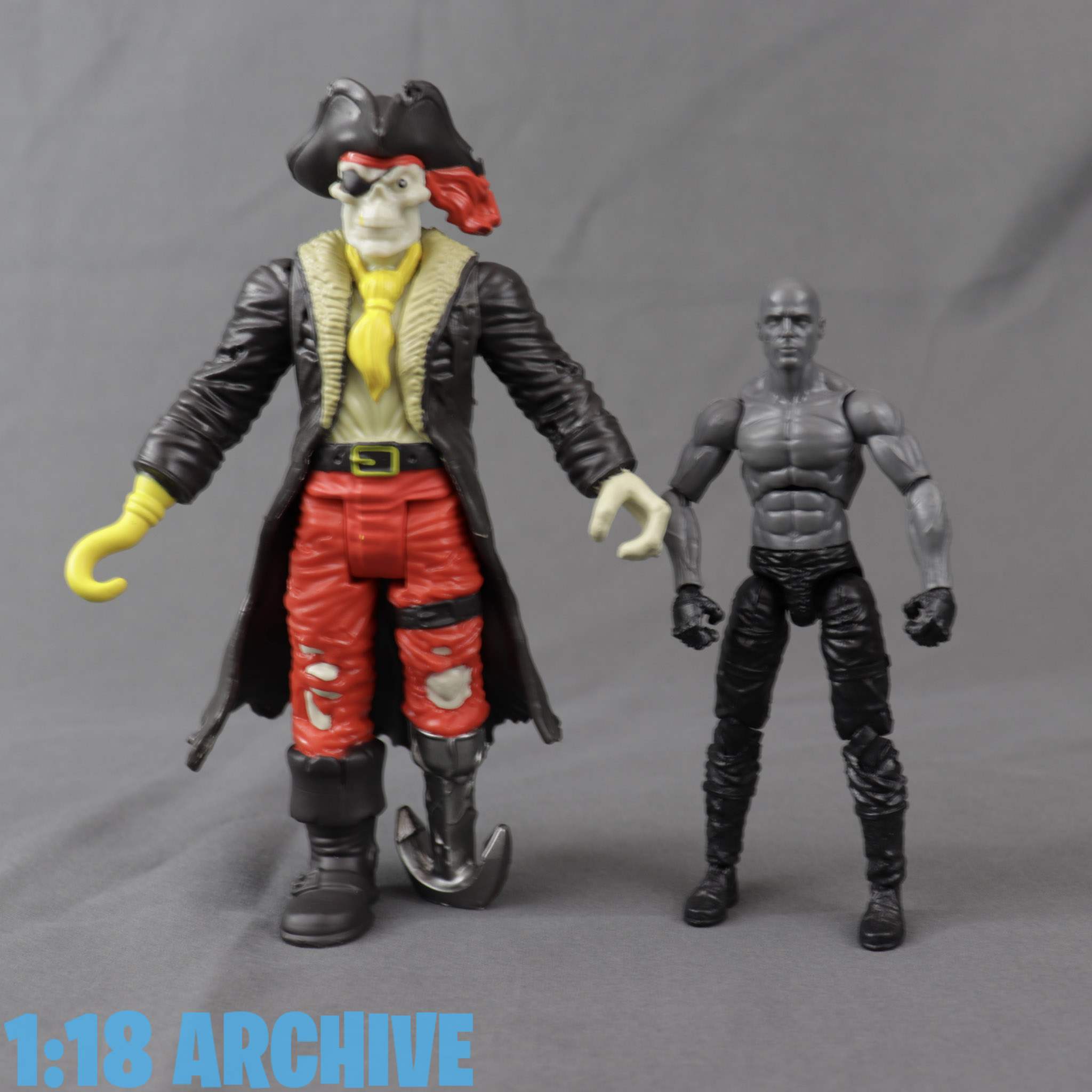 Captain Black : Monster Jam Creatures – 1:18 Action Figure Archive
